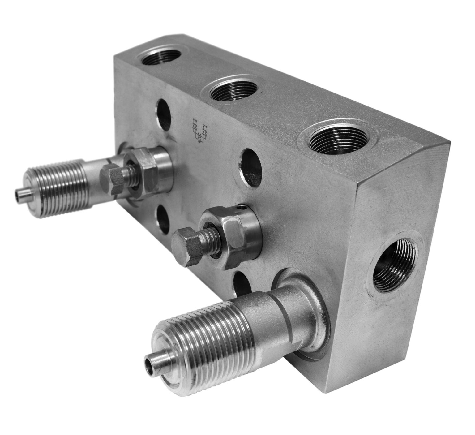 5 Ways Machinists Channel Skills when Manufacturing Manifolds